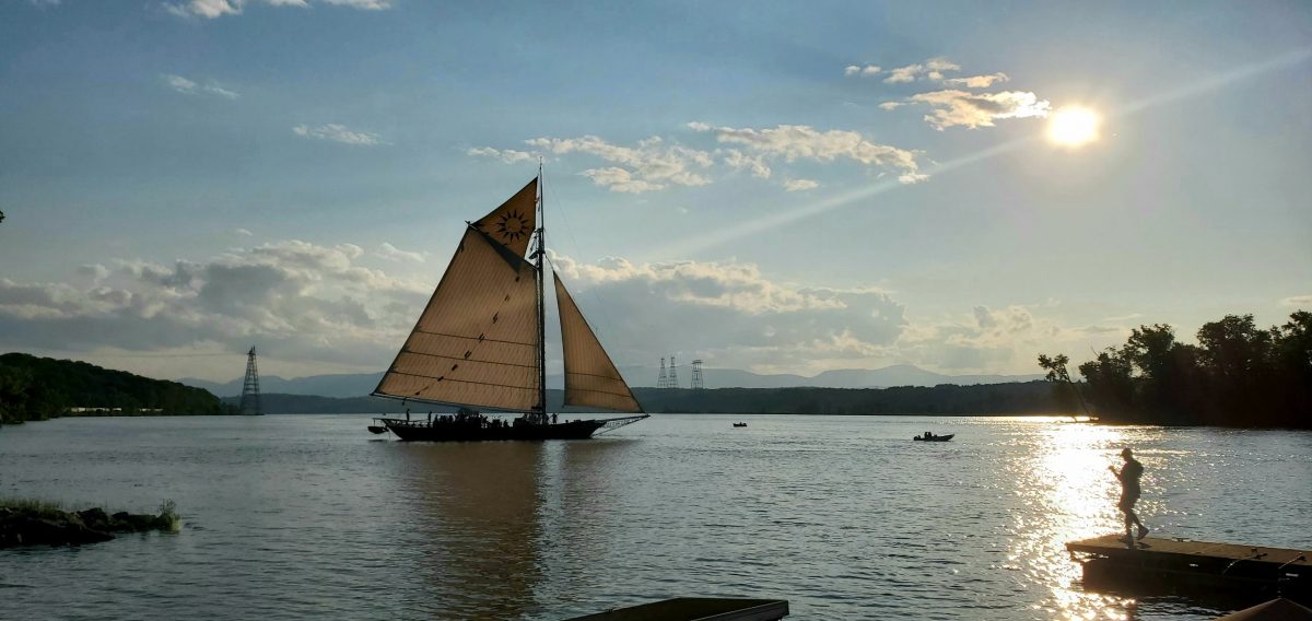 Hudson River Sloop Clearwater - Home